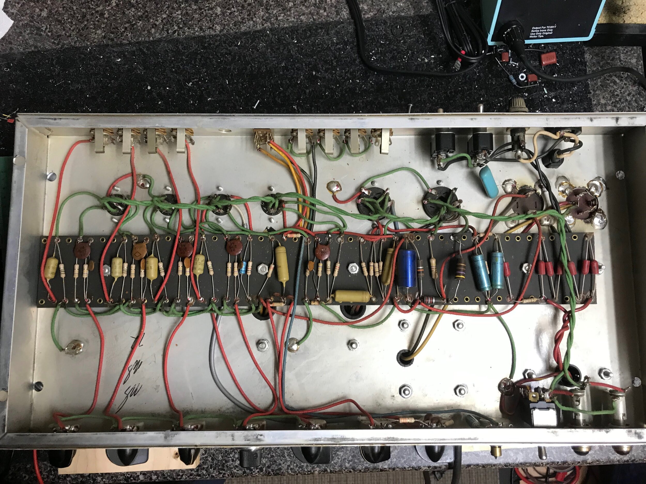 Traynor YVM-1 to YVR-1 mod | Rig-Talk